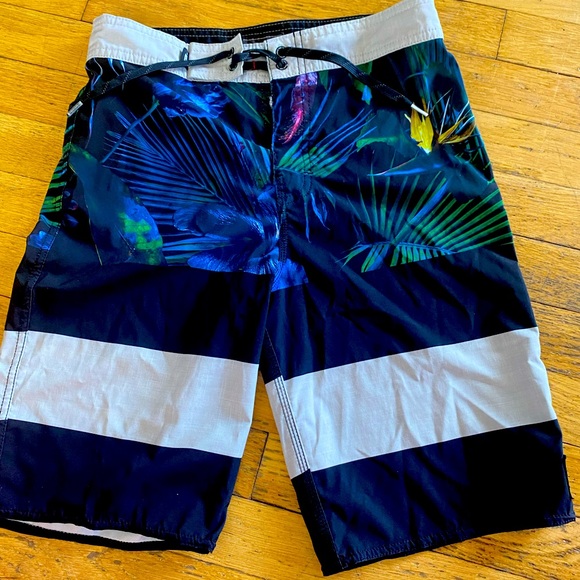 Vans | Swim | Mensyouth Vans Swimsuit Size 286 | Poshmark
